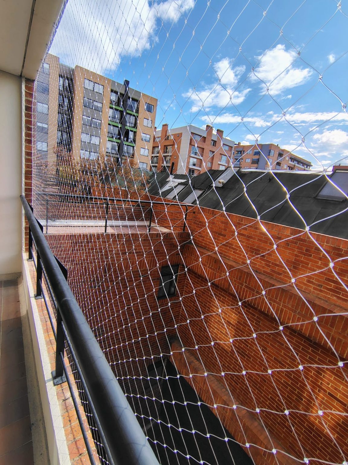 Mallas de Seguridad para Gatos | Protección en Casa